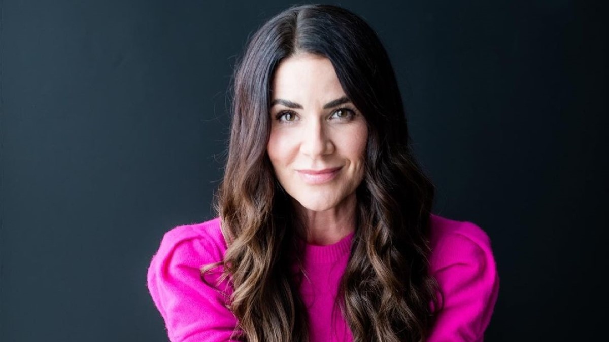 Tara Leigh Cobble, 'The Bible Recap' creator said she repeatedly failed ...